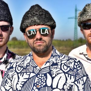 3 Chestii – 3 Chestii